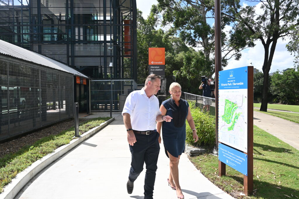 How to minimise the problems of a Victoria Park stadium